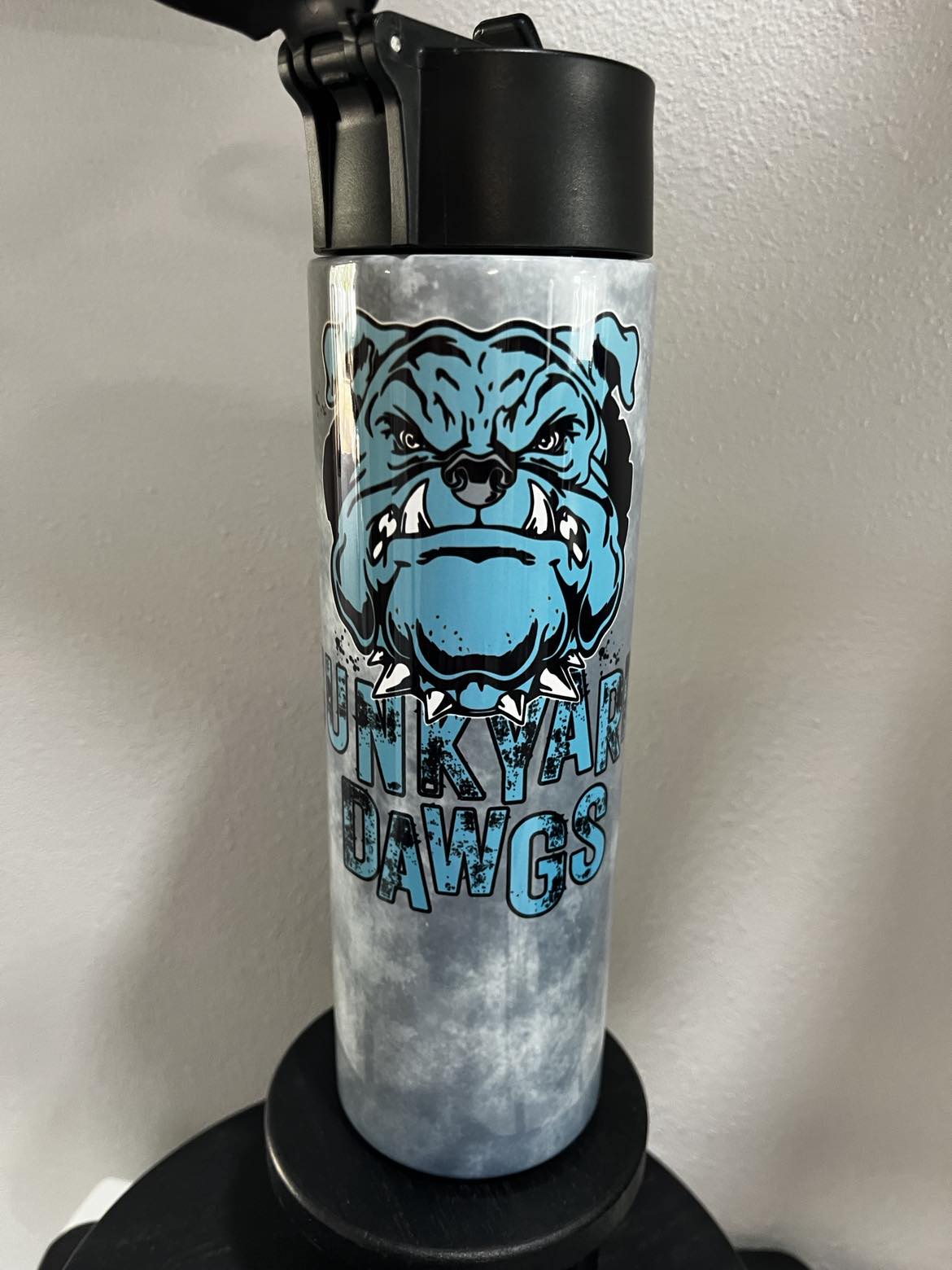 Junkyard dawg 20 oz Water Bottle – VIPease Customs